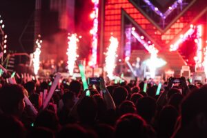 Kraków w Teatrze Nowym Proxima: Rozpoczęcie Pasjonującego Sezonu 2025 ...